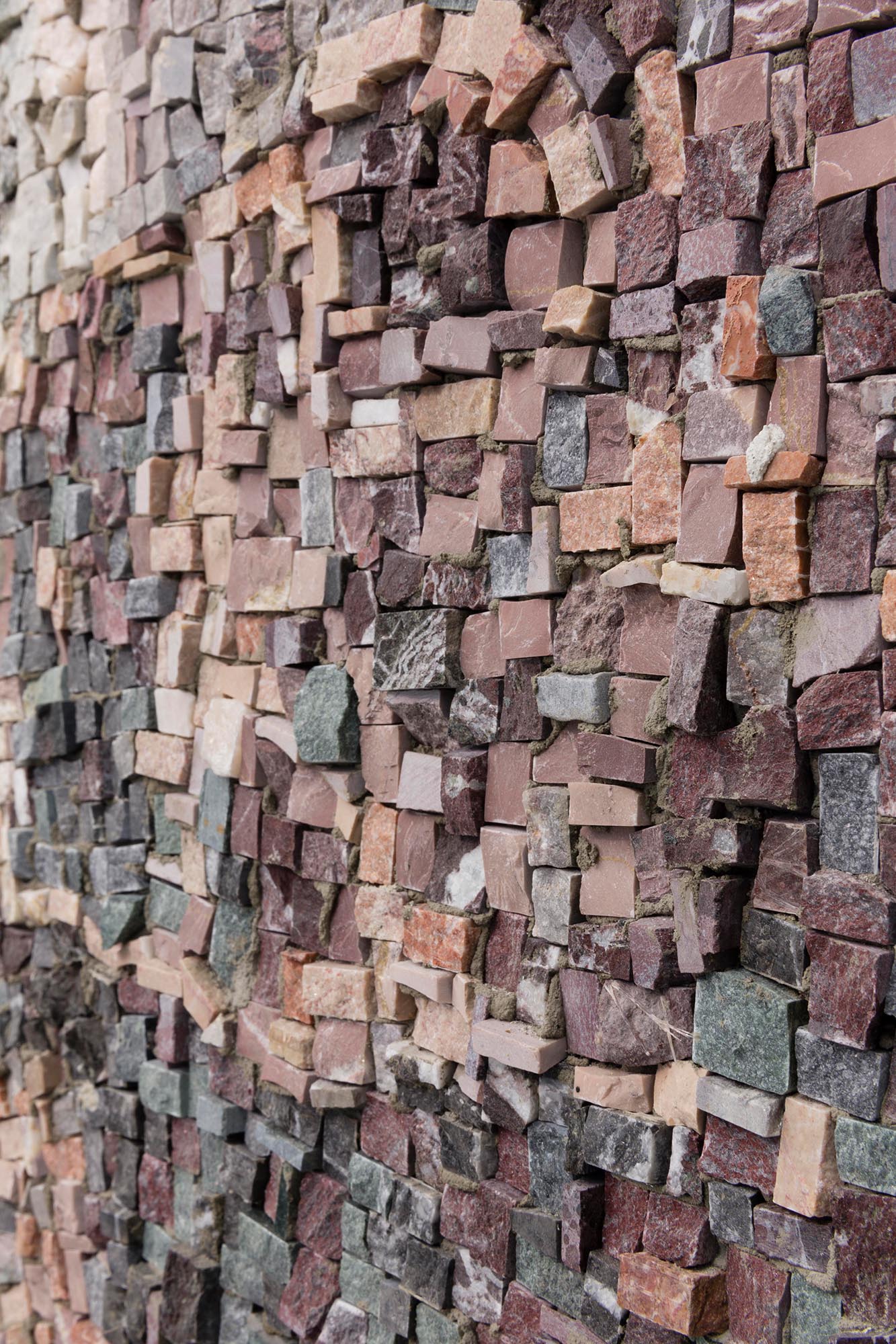 Discover Adrian Paci, his works, exhibitions and bio • kaufmann repetto